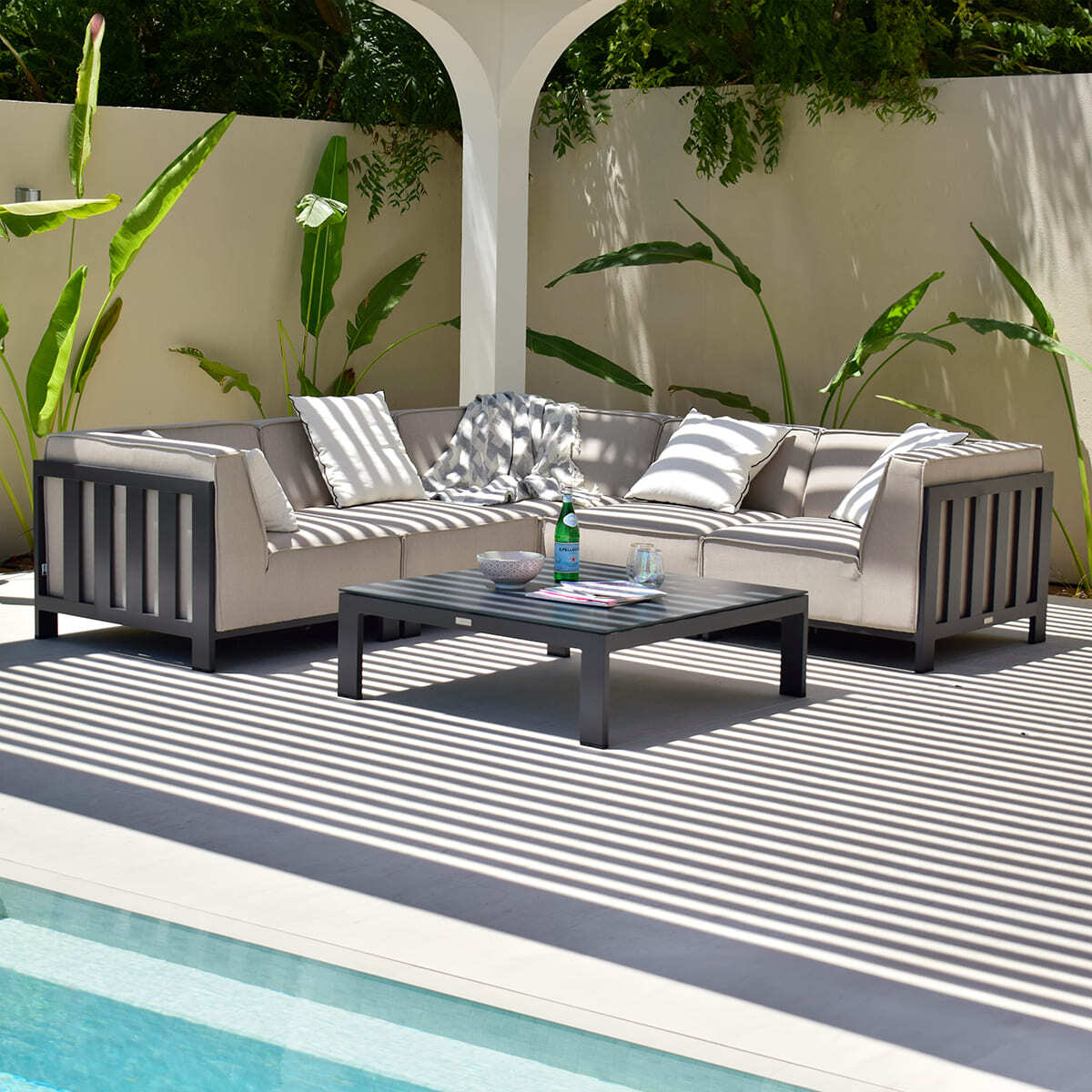 Maze - Round Coffee Table with 3 Footstools | Maze Living