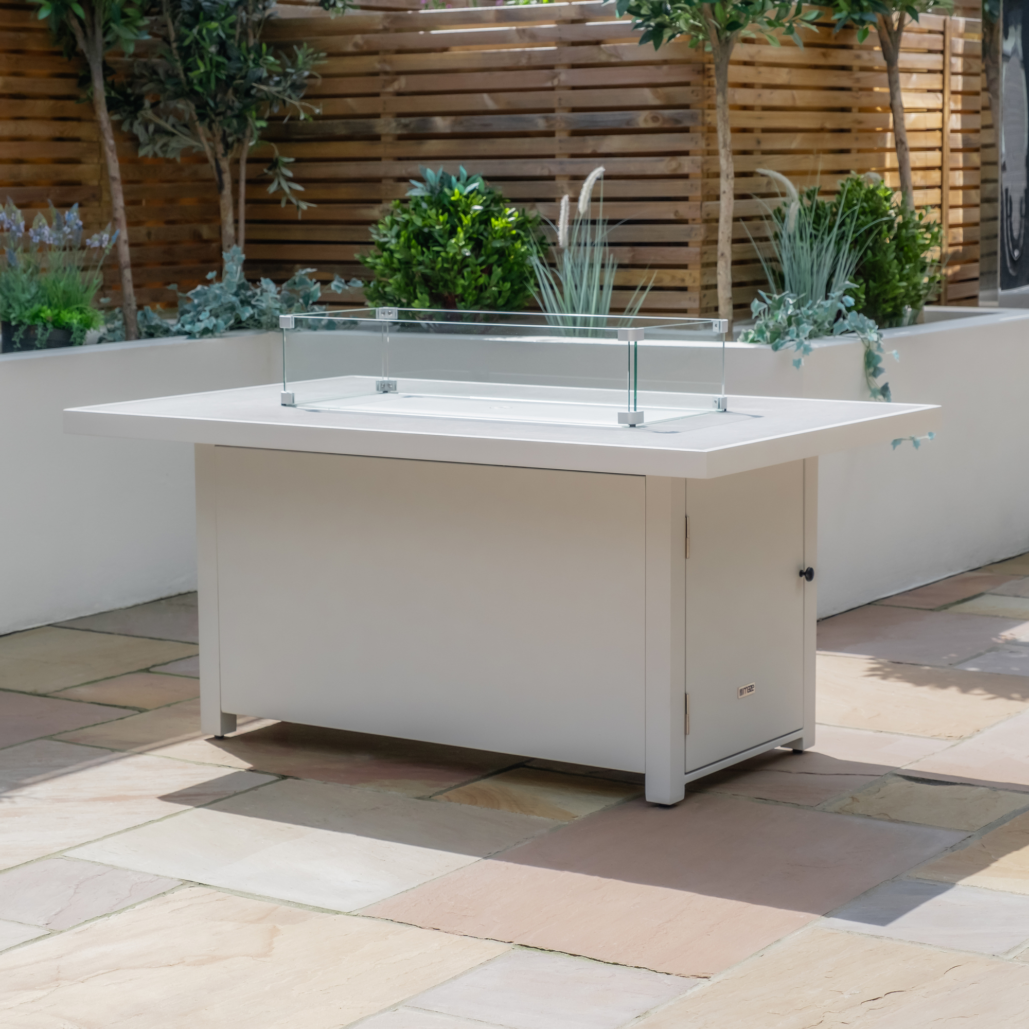 Maze - Amalfi/New York Aluminium Fire Pit Table - White | Maze Living