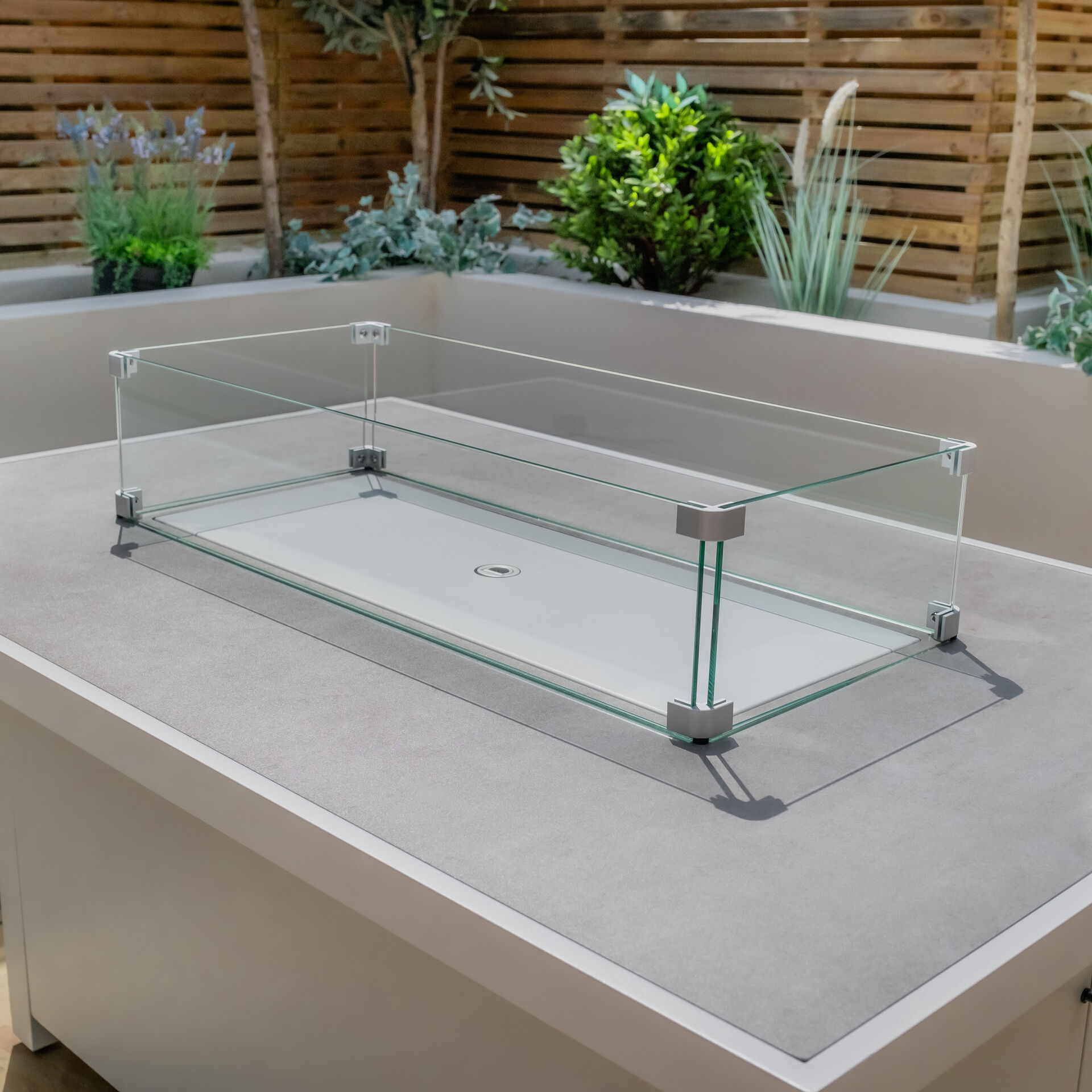 Maze - Amalfi/New York Aluminium Fire Pit Table - White | Maze Living